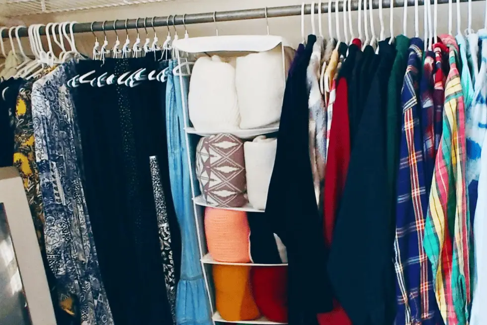 11 Creative Ways to Clean Out Your Closet and Boost Your Organization ...
